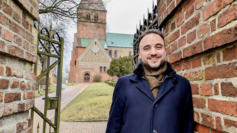 Das Wort zur Woche: Ein neues Lied für die Welt Nachrichten - Ev.-Luth. Kirchenkreis Lübeck ...