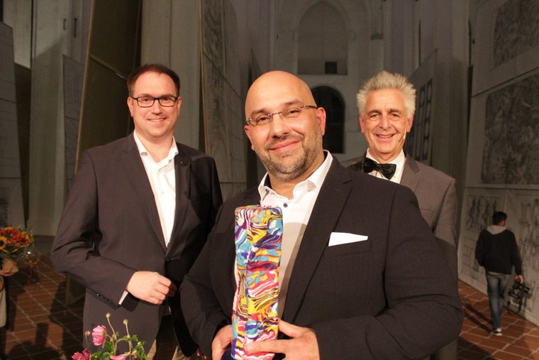 Tolga Tanriverdi: Lübecker Boxtrainer erhält Günter-Harig-Preis ...